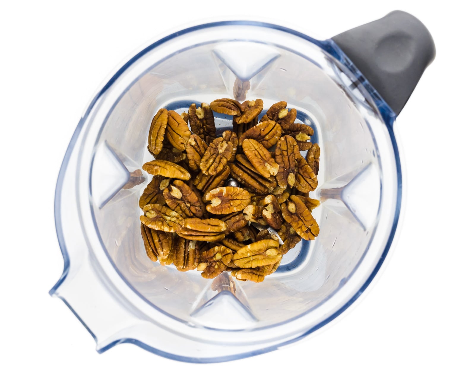 How to Make Homemade Pecan Milk - Namely Marly