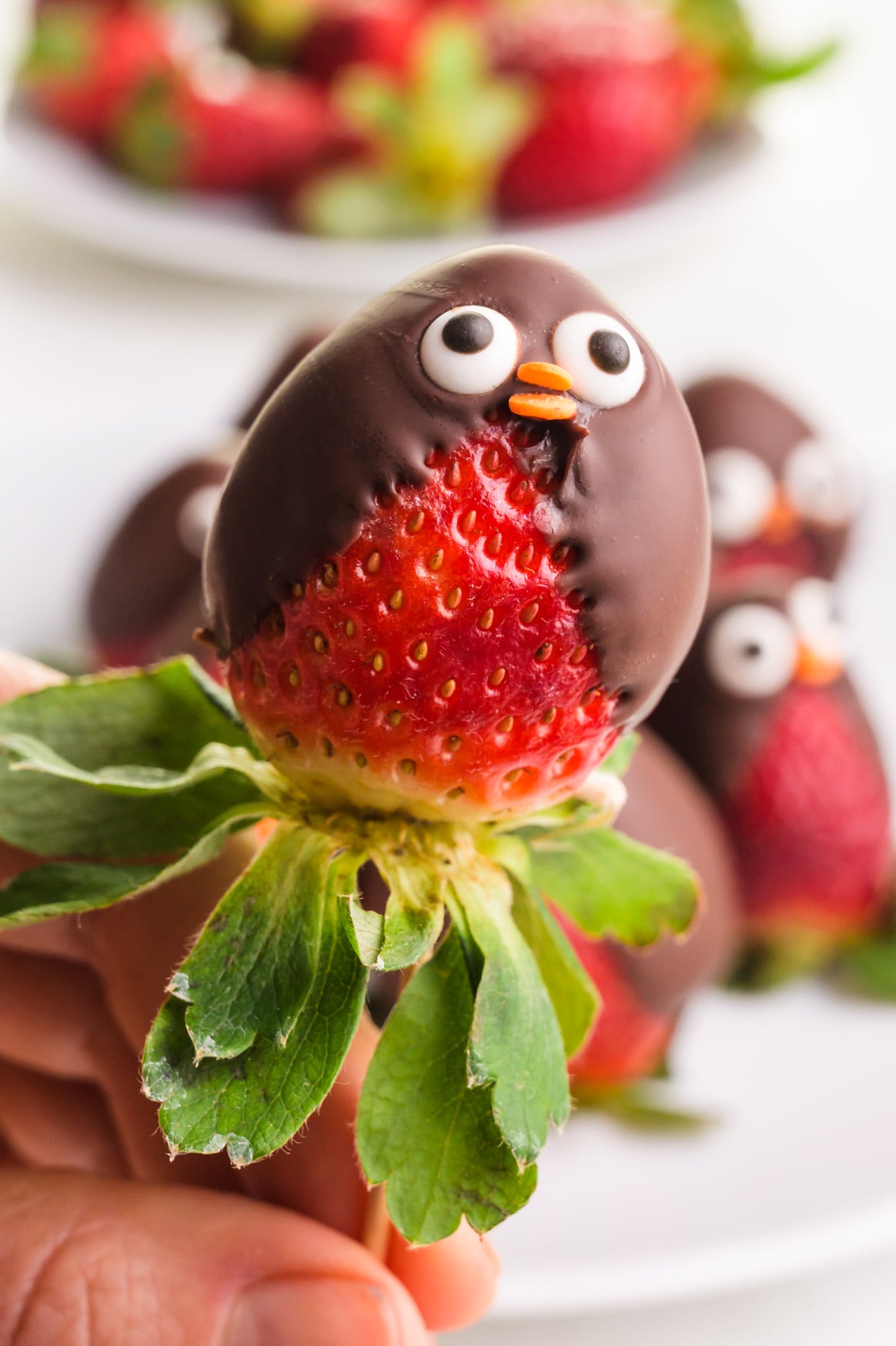 Chocolate Strawberry Penguins - Cuteness Overload! - Namely Marly