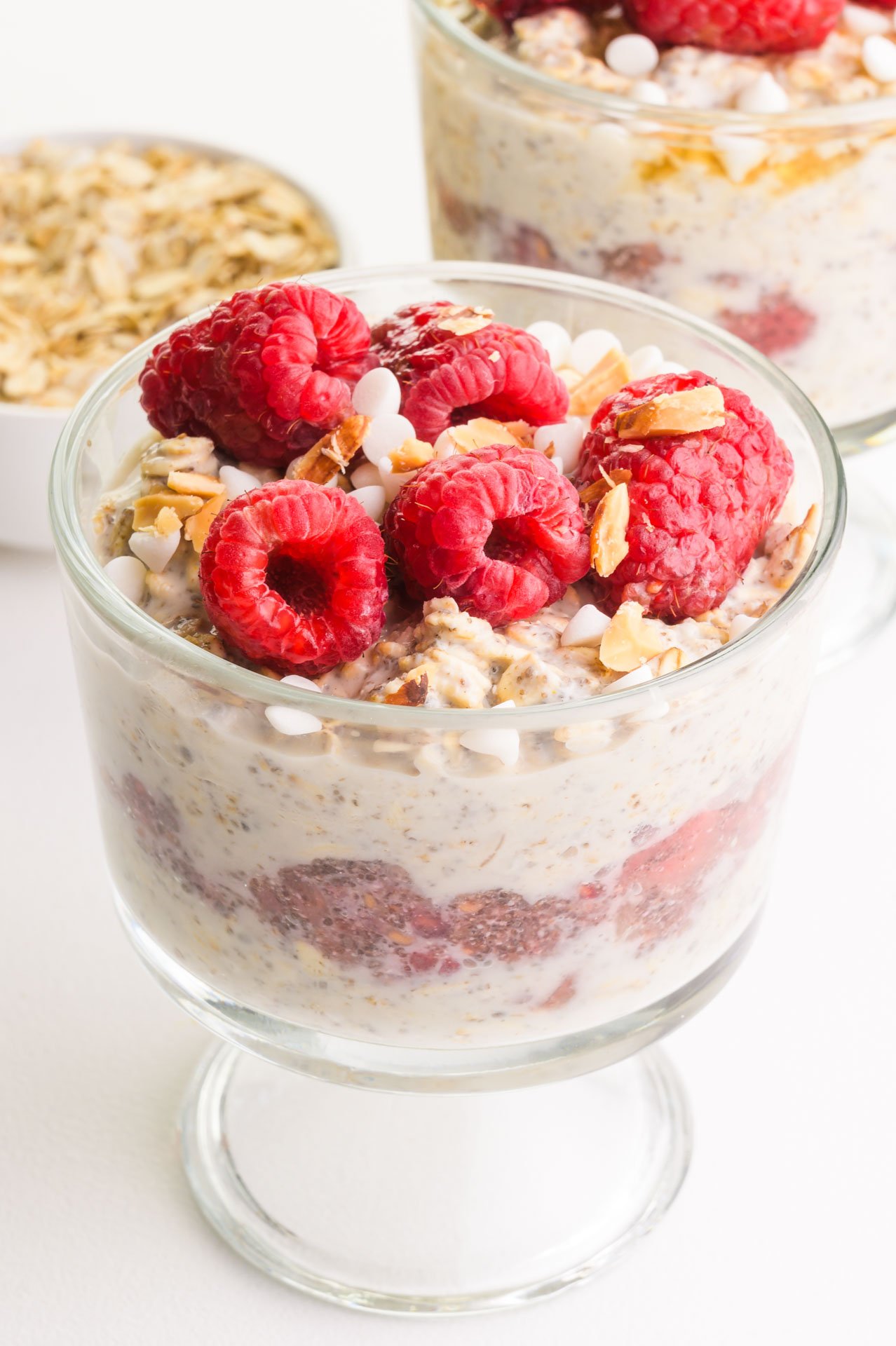 Raspberry Overnight Oats - Namely Marly